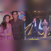 Exes Akshay Kumar, Raveena Tandon Share Stage After Decades. 'Kuch Nhi Badla Yaar' Gush Fans ...