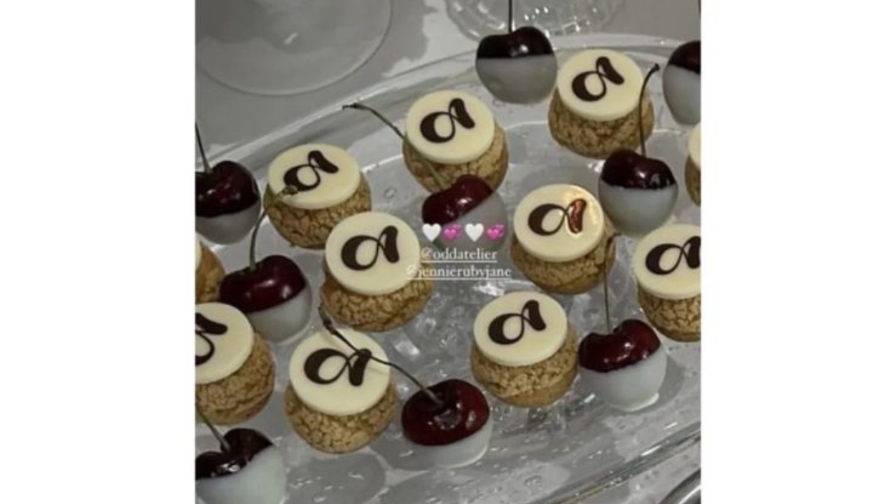 Blackpink's Jennie Hosts Lavish Party At Odd Atelier's Office To ...