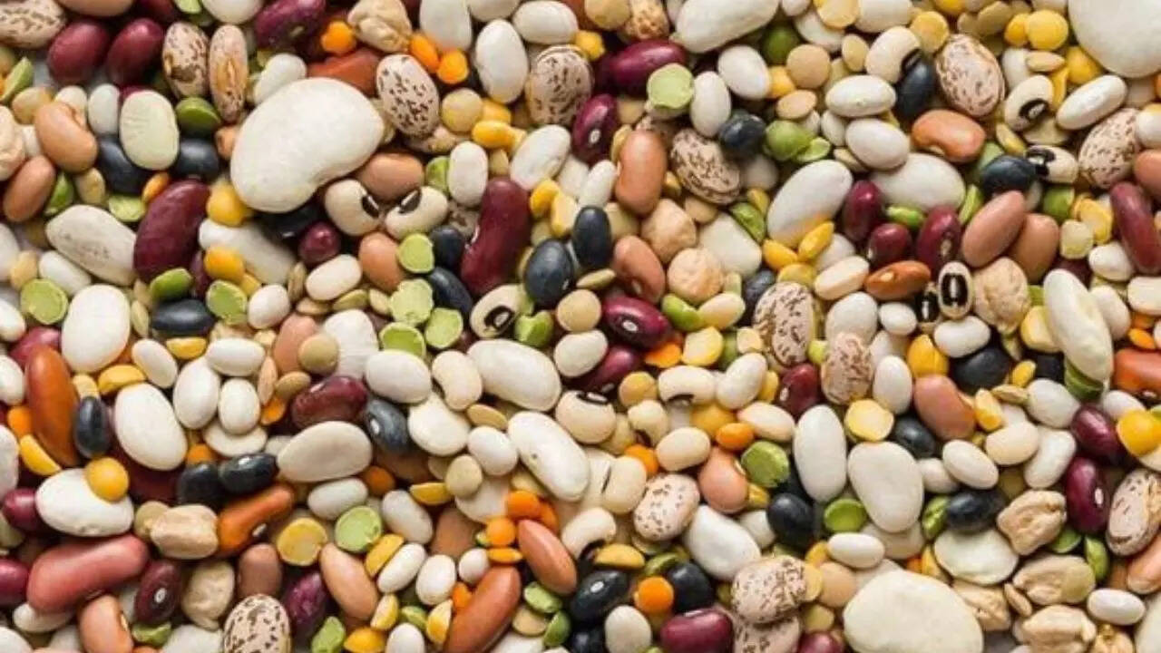 Chicken To Quinoa, Here Are 10 Protein Rich Foods Perfect For Sedentary ...