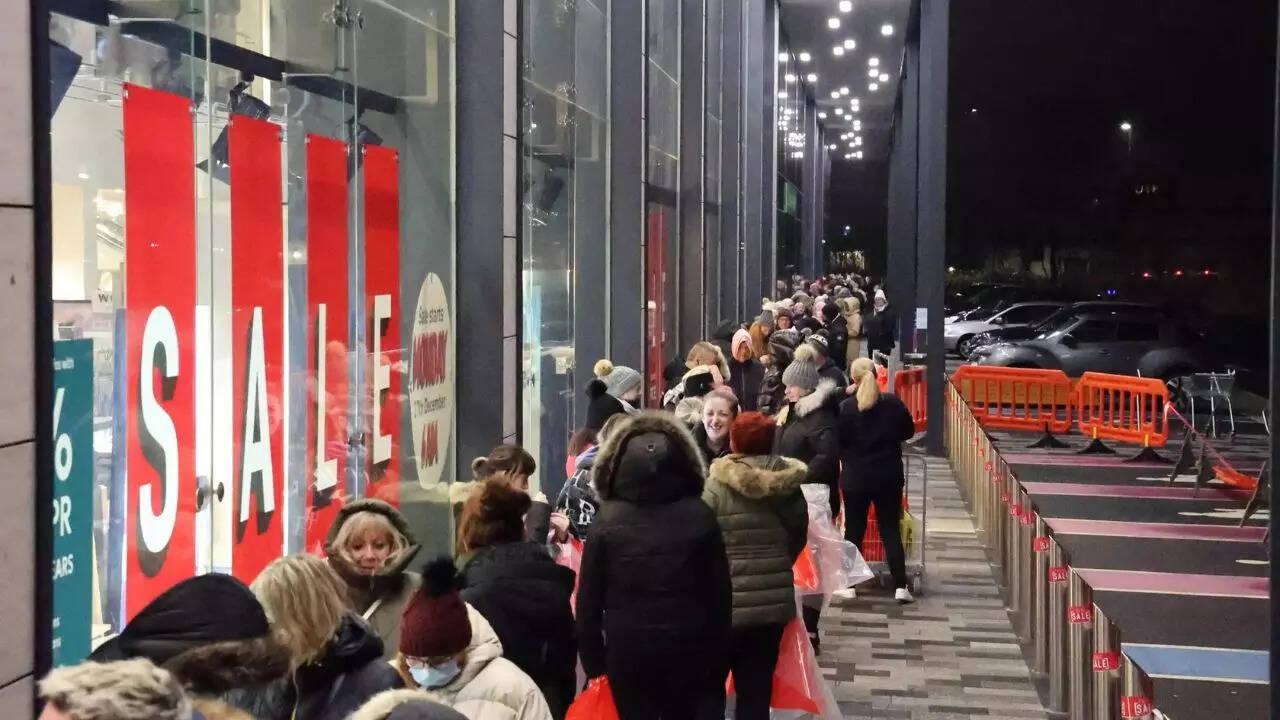 Professional Sleeper To Cuddler: Top Weirdest Profession Around The World