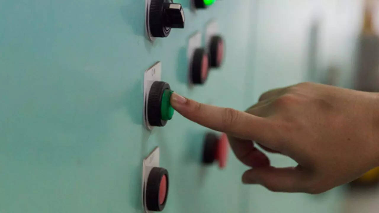 Professional Sleeper To Cuddler: Top Weirdest Profession Around The World