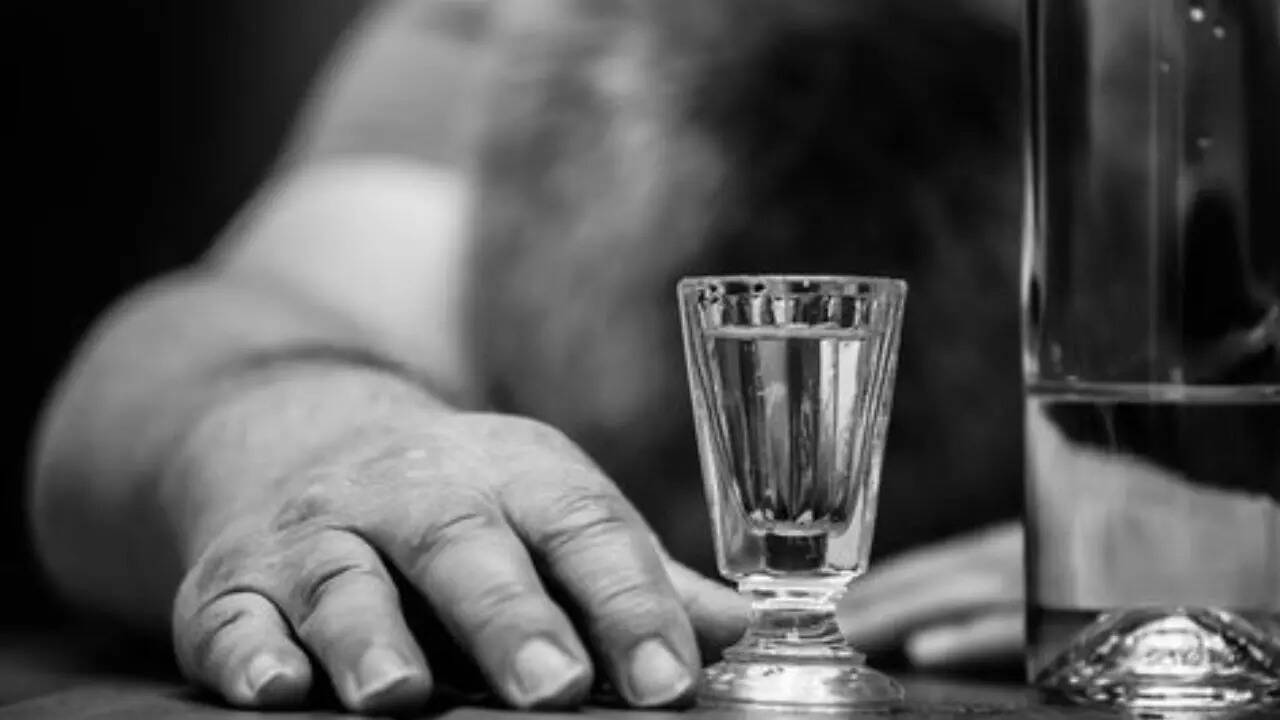Lying To Unable To Stop Drinking: 7 Signs You May Be Addicted To Alcohol