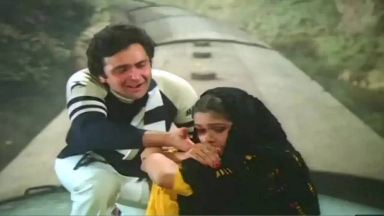 Rishi Kapoor Death Anniversary: Remembering The Legend Through His 9 Timeless Songs