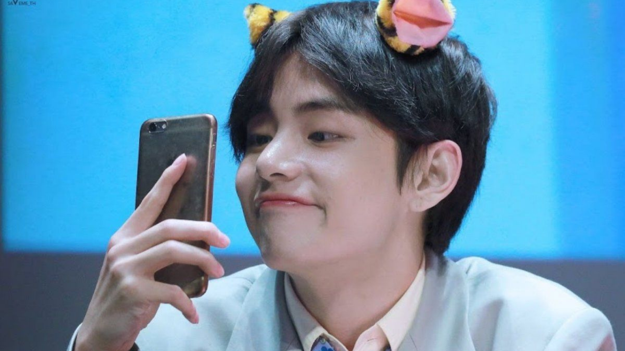 All the times BTS used ARMY as their own personal Google