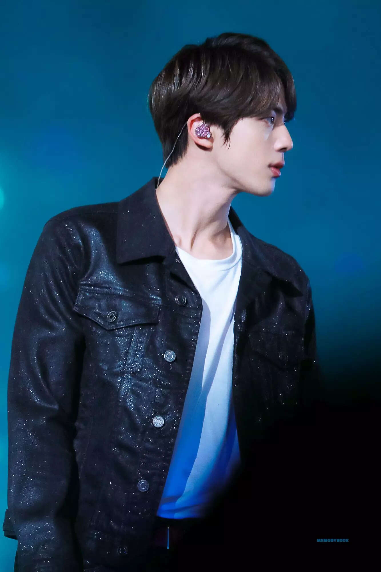 A few photos to prove why BTS has the most impeccable side profiles