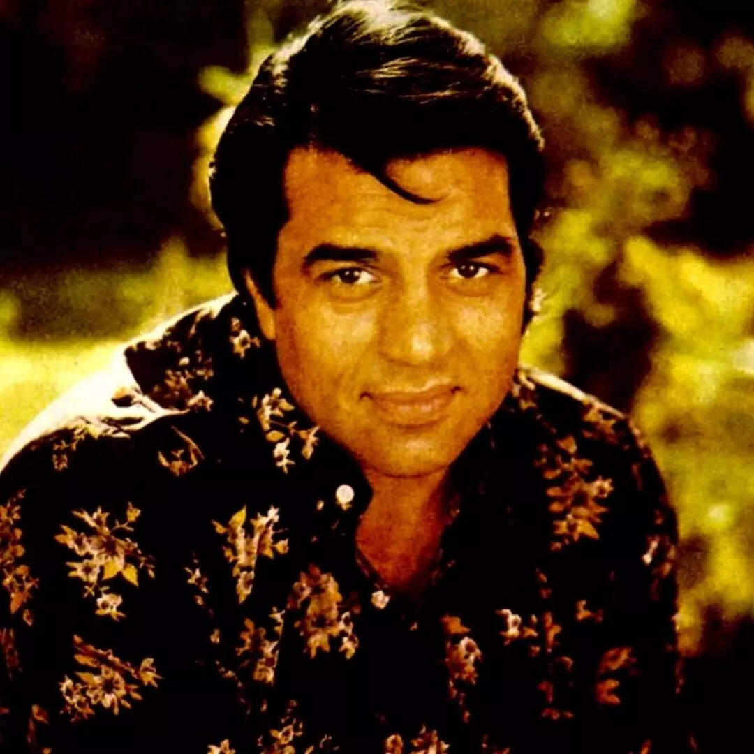 Dharmendra: Happy Birthday Dharmendra: 10 rare photos of Bollywood's ...