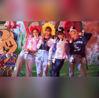 Y2K fashion trends approved by Blackpink girls Jennie, Lisa, Jisoo and ...