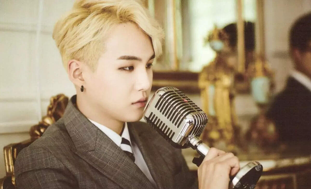 Watch BTS' ace rapper Suga grow up in photos from 2013 till now