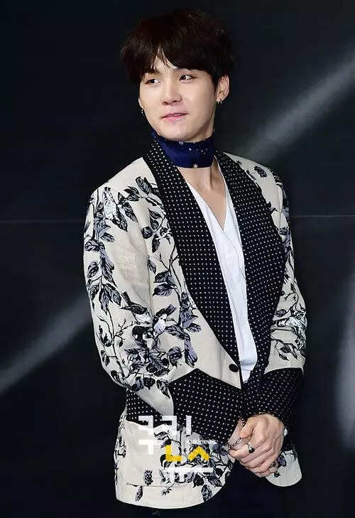 BTS' rapper Suga's iconic fashion moments from each era to mark his ...