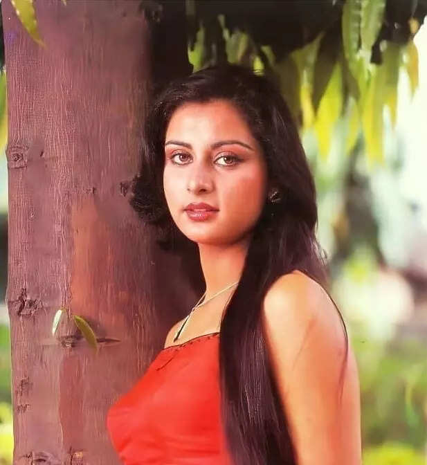Poonam Dhillon birthday: These rare photos of the veteran actress will ...