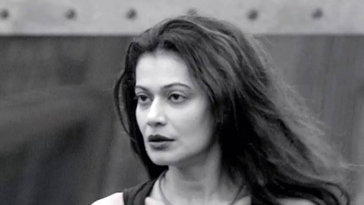 Lock Upp: Payal Rohatgi breaks down in tears as she reveals she can't ...