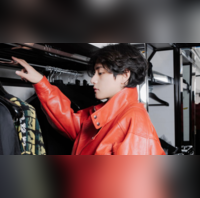 BTS star V's casually tousled hair in latest pics from Paris Fashion ...