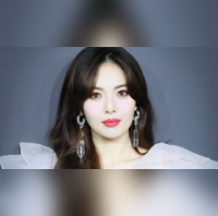 K-pop star HyunA unveils her choreography for new song Nabillera in ...