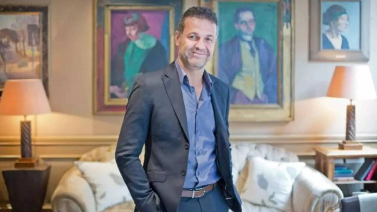 The Kite Runner author Khaled Hosseini's daughter comes out as ...