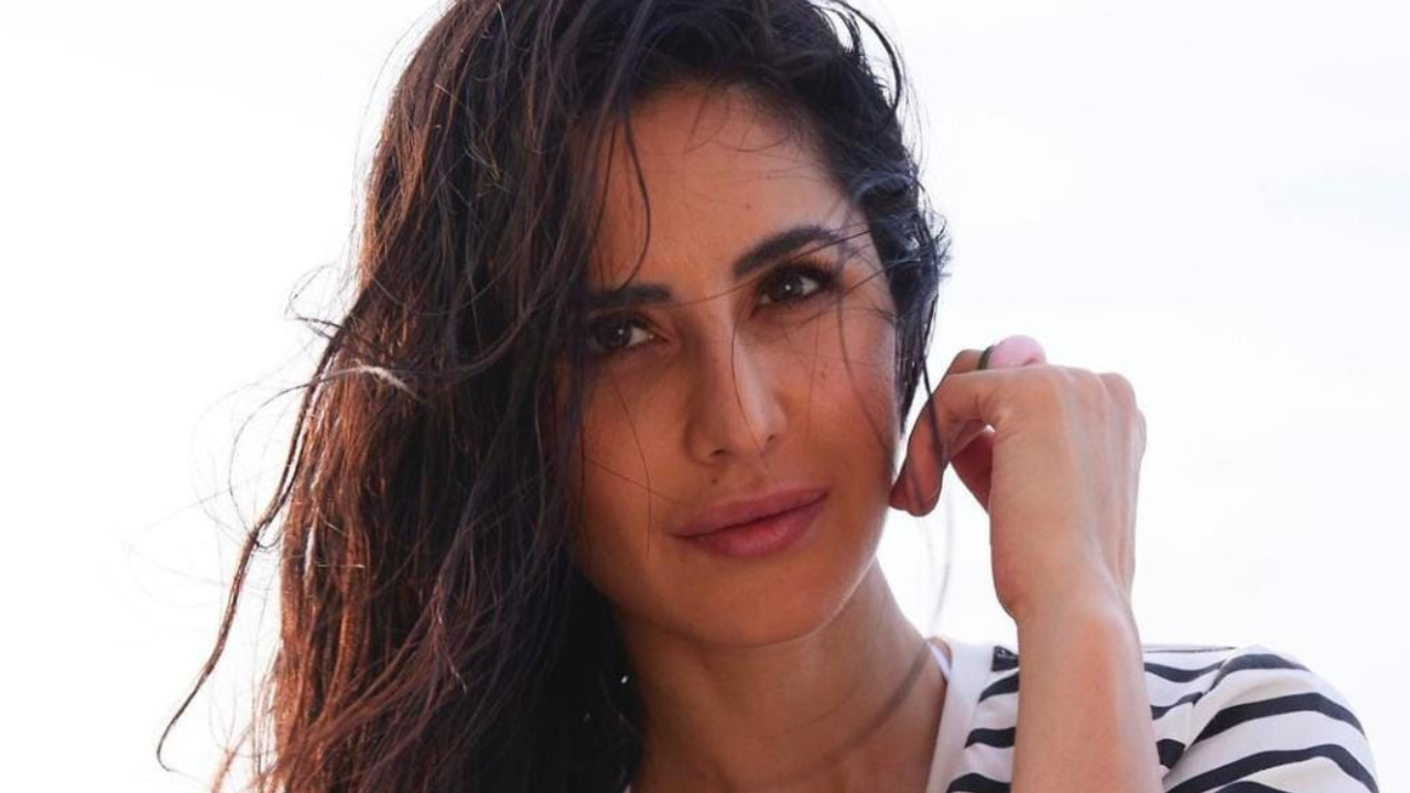 Katrina Kaif looks simple yet beautiful in her recent video; fans say ...