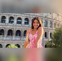 Ananya Panday takes inspiration from The Lizzie Mcguire Movie on Rome ...