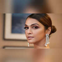 When Isha Koppikar spoke about shocking truth behind Ishq Samundar from ...