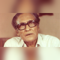When Ashok Kumar upstaged Raj Kapoor on his own wedding, Krishna Kapoor ...
