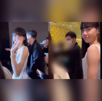 Blackpink's Lisa gives sly wink to a Blink asking her if she drank ...