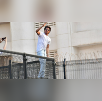 Shah Rukh Khan is grateful for ‘sea of love’ on his 57th birthday ...