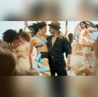 Deepika Padukone is smoking hot in shiny monokini, see VIRAL first look of Pathaan song Besharam ...