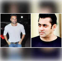 Netizens says Sohail Khan Drunk At Salman Khan's Birthday Bash?- नशे की हालत में थे सोहेल खान ...