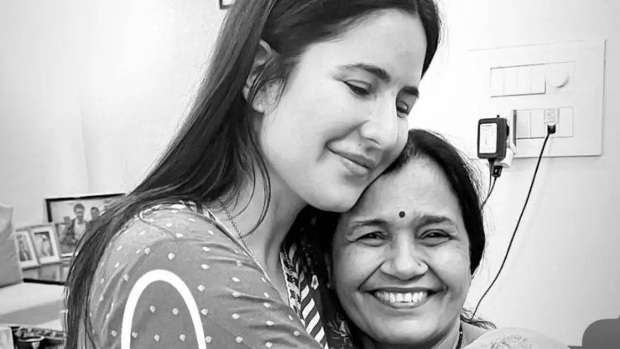 Vicky Kaushal Shares Adorable Pic Of Katrina Kaif With His Mom. Calls Them His 'Everything ...