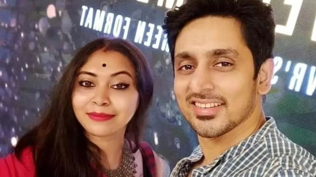 Bengali Actor Mainak Banerjee, Wife Allegedly Harassed At Kolkata Airport: I Was Forced To Get ...