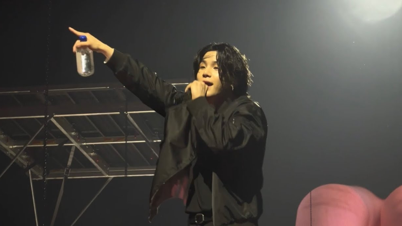 bts suga scolds army for not vibing at agust d concert, Korean News ...