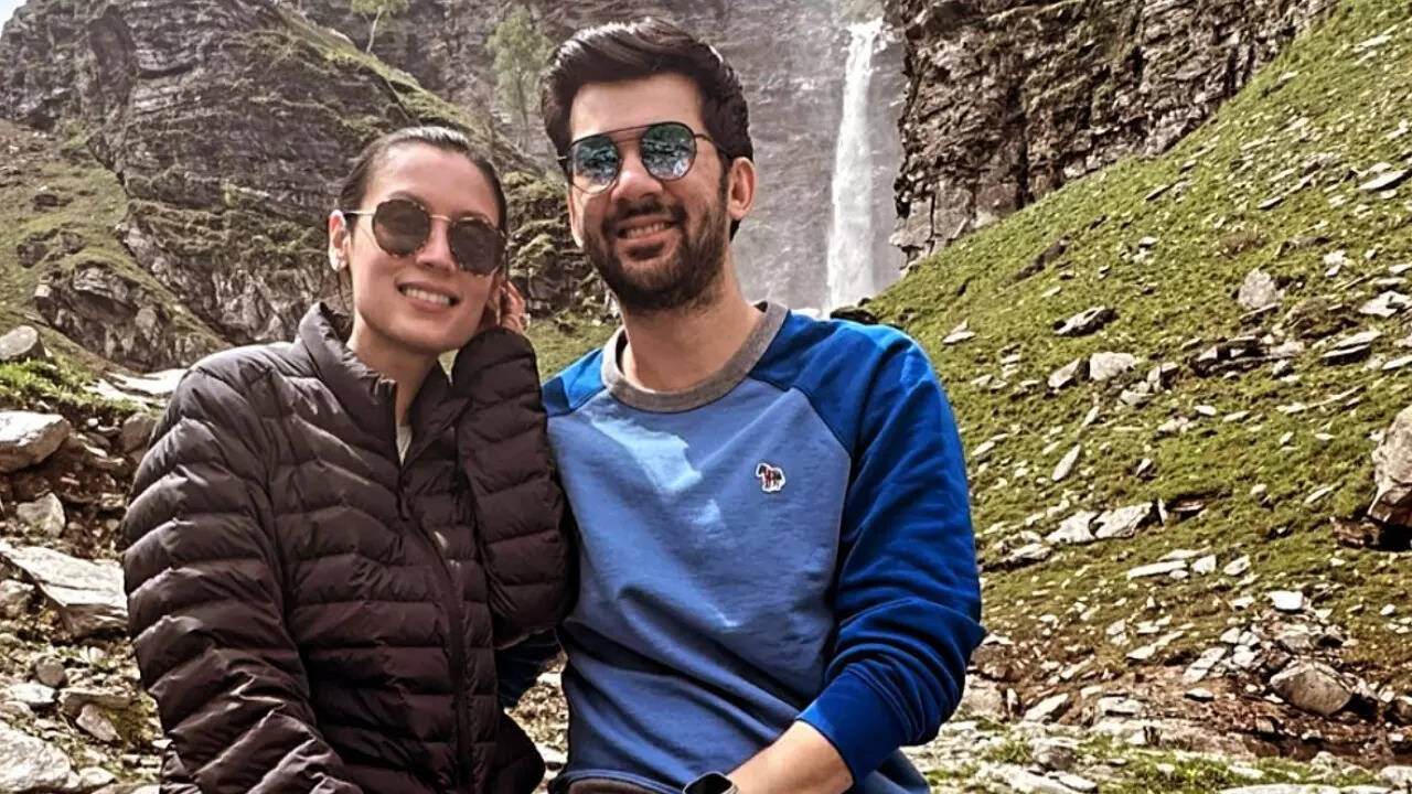 Karan: Newlyweds Karan Deol, Drisha Acharya Ditch Fancy Vacay Abroad To ...