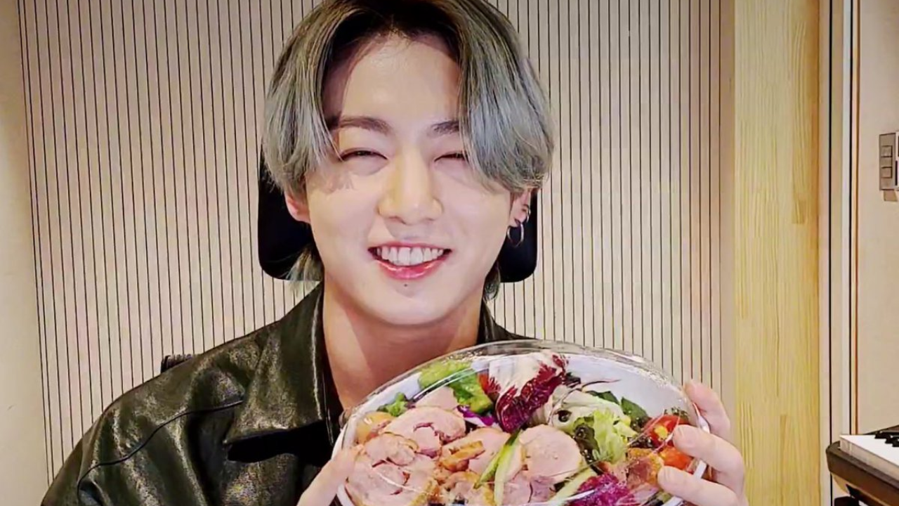 BTS' Jungkook Once Gulped Down '20 Servings Of Meat, Rice, Ramen And ...