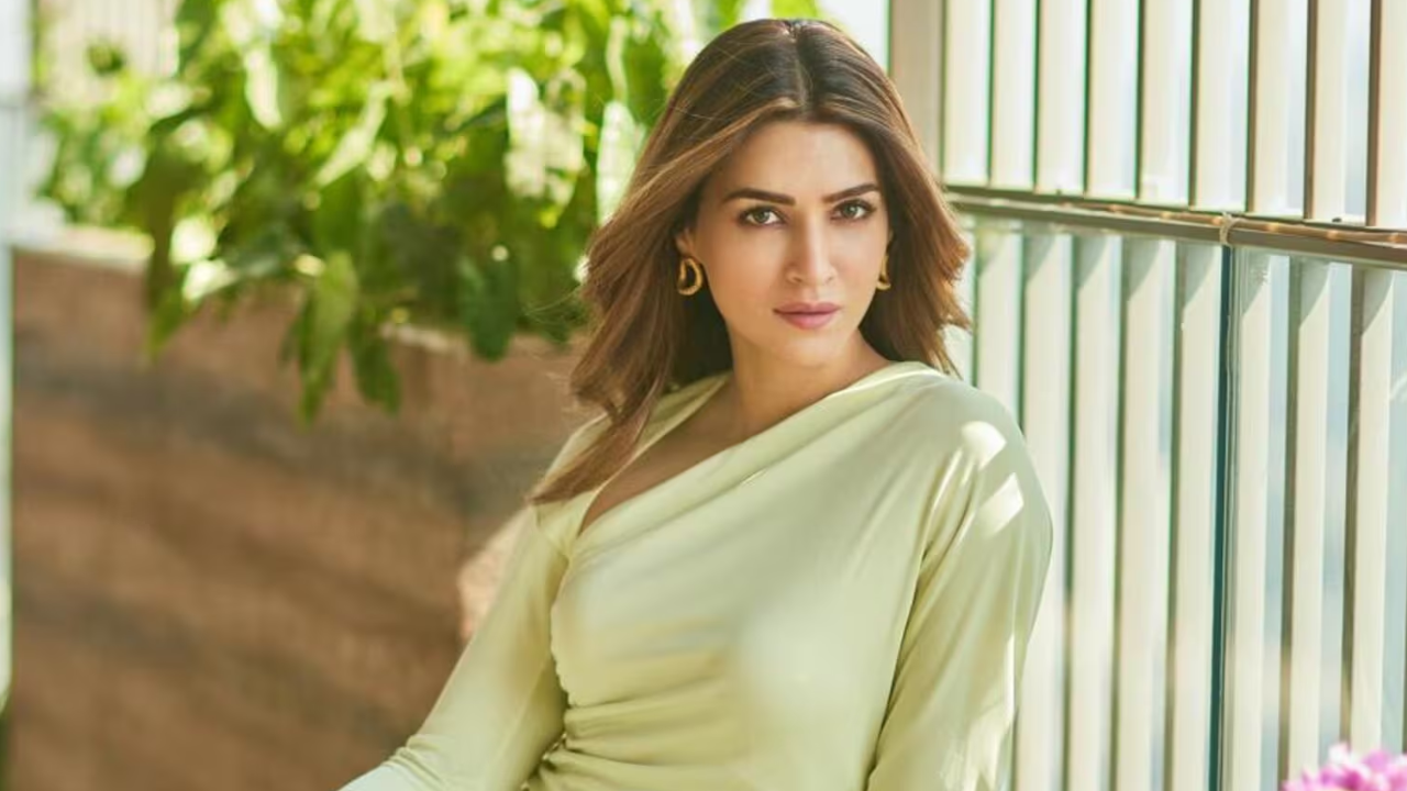 Kriti Sanon Joins Anushka, Kangana And More Actresses To Start Her OWN Production Company ...