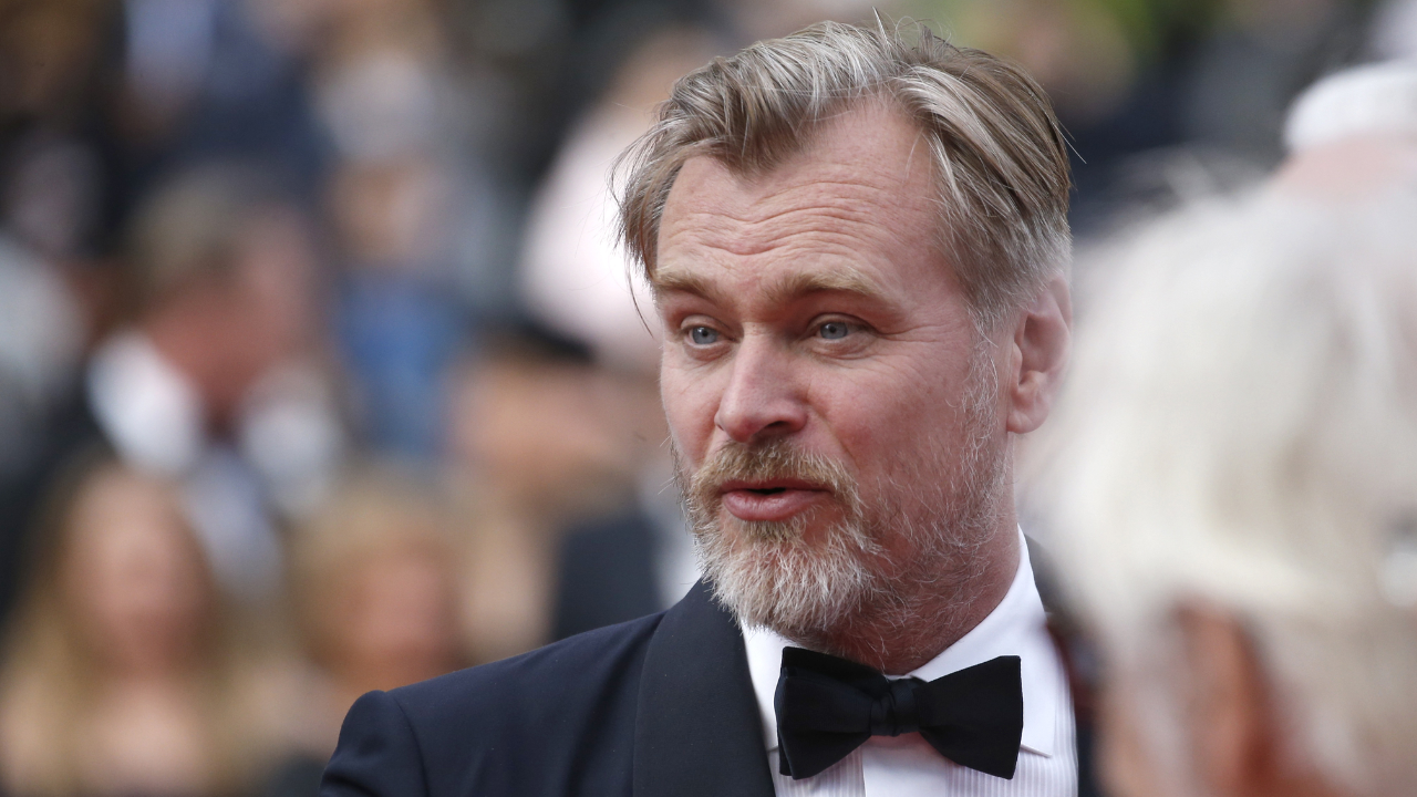 DYK Oppenheimer Director Christopher Nolan Doesn’t Own A Smartphone ...