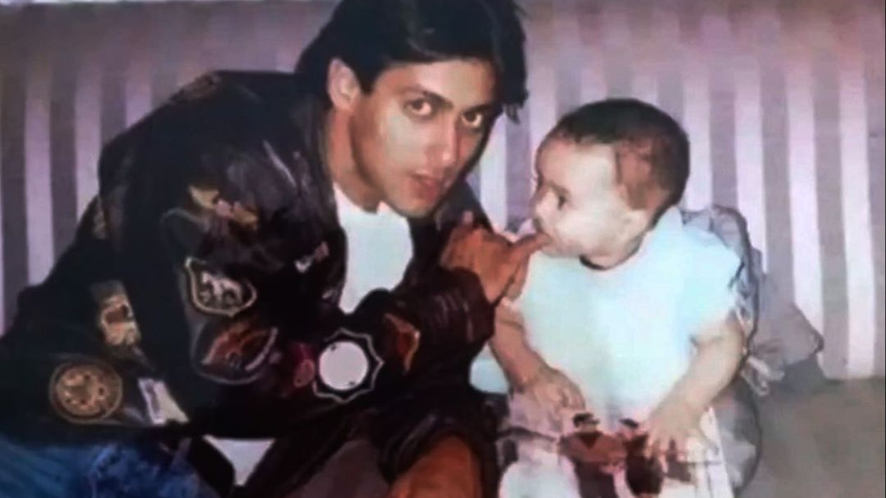 World's Best Bhai! Salman Khan Drops Most Adorable Throwback Pic With Baby Sis Arpita On Her ...