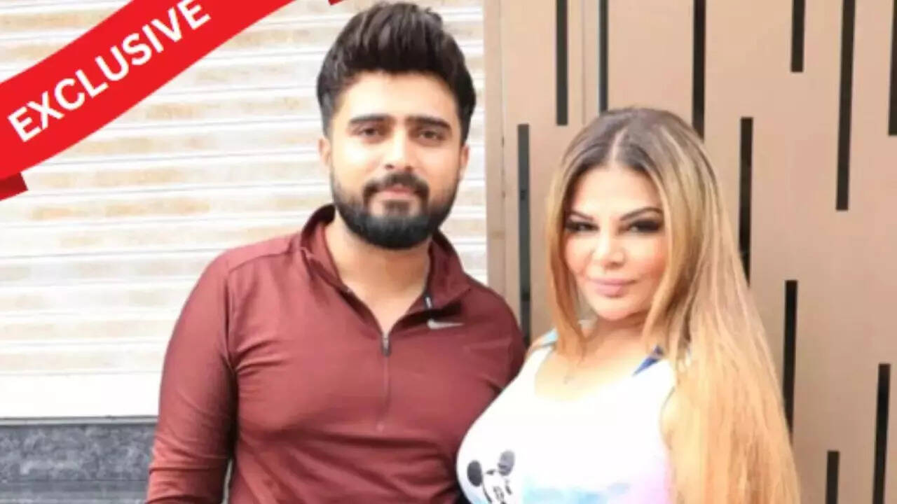 Rakhi Exclusive Rakhi Sawants Hubby Adil Claims She Was Cheating On