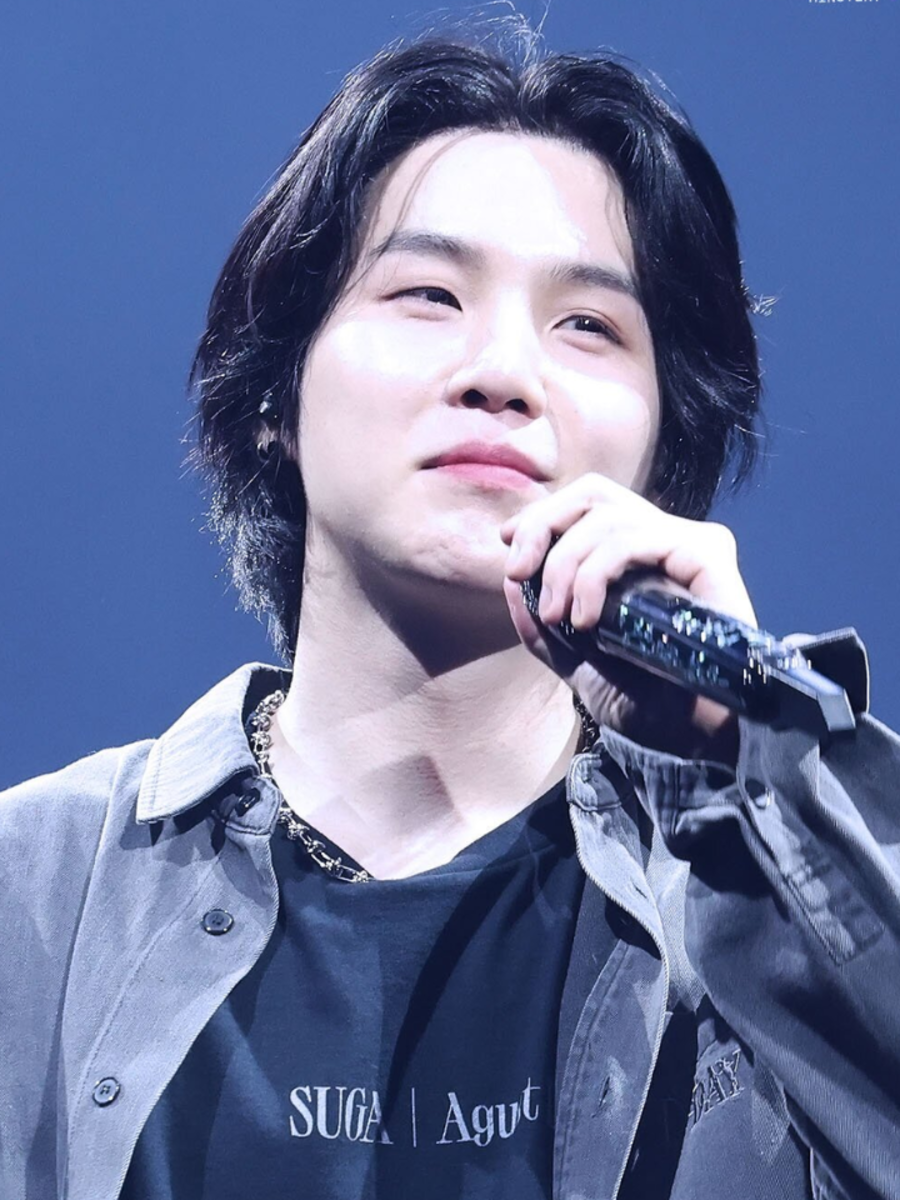 BTS’ Suga Looks Breathtaking In Long Hair And Here’s Proof