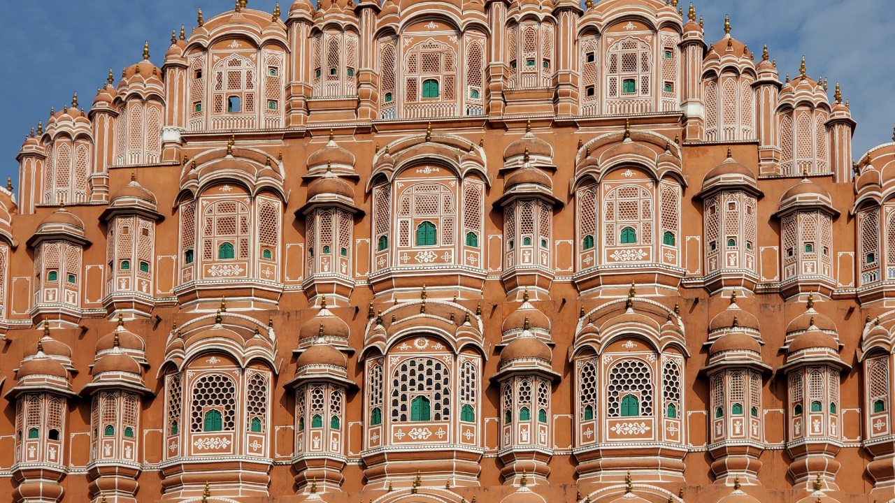 8 Historical Buildings in India with Marvelous Architecture, Travel ...