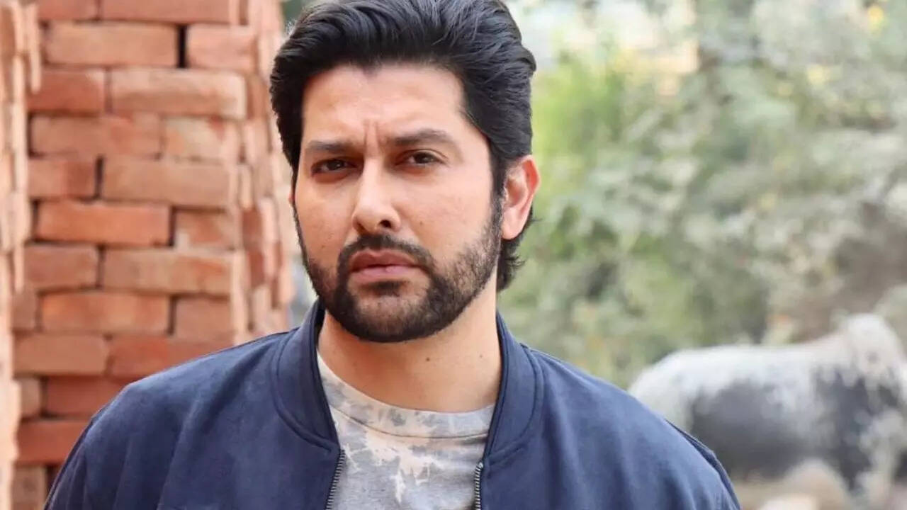 Actor Aftab Shivdasani Loses Rs 1.50 Lakh In KYC Fraud. Know Details ...