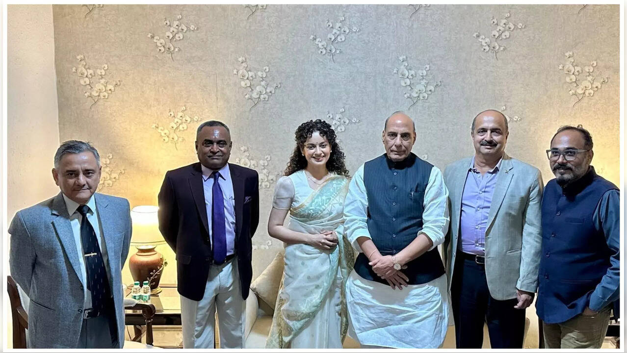 Kangana Ranaut hosted the special screening of the film Tejas, these ...