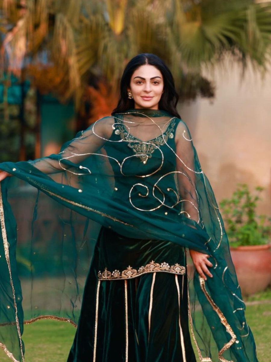 Neeru Bajwa To Shehnaaz Gill: Celeb-Inspired Ethnic Suits To Celebrate ...
