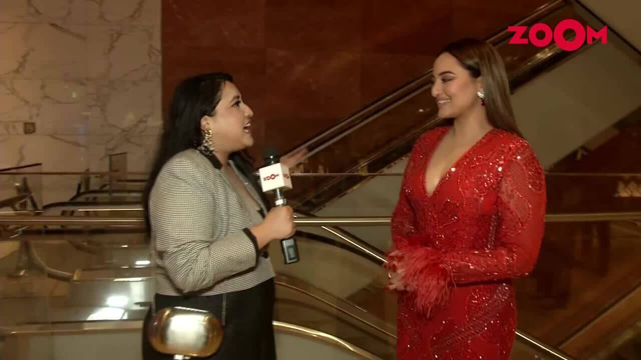 Sonakshi Sinha shines at the 71st Miss World red carpet, talks about ...