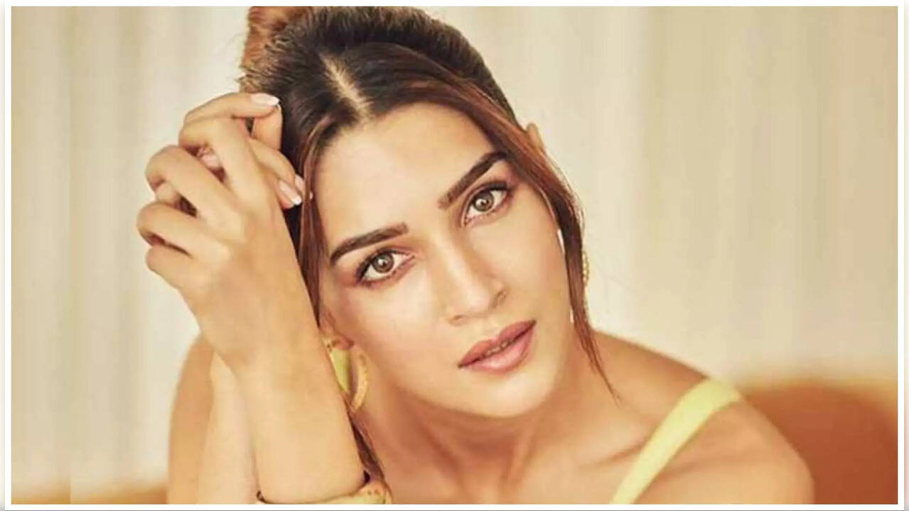 Kriti Sanon had this reaction after hearing half the script of 'Crew ...