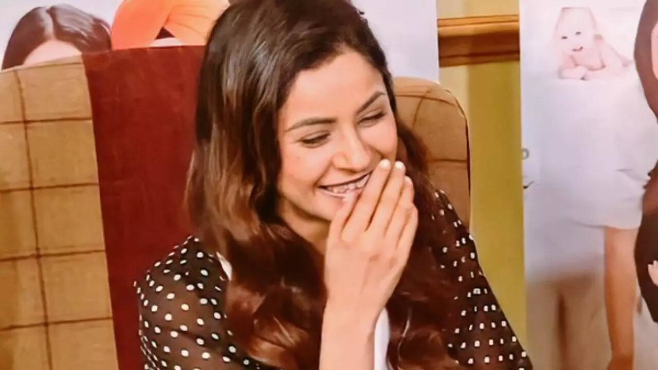 'Humare sher ki sherni is back': SidNaaz fans get emotional seeing ...