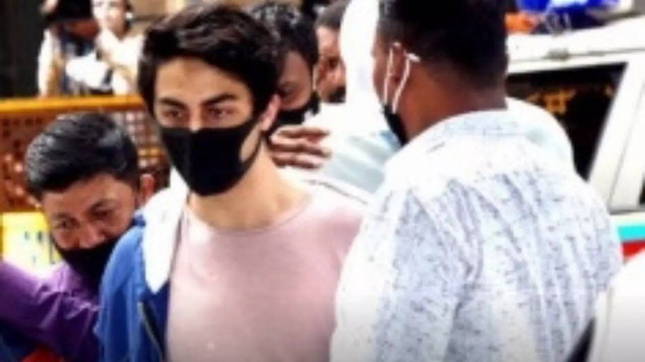 Sameer Wankhede removed from Aryan Khan's drugs case sprobe? NCB officer says agency's move is ...