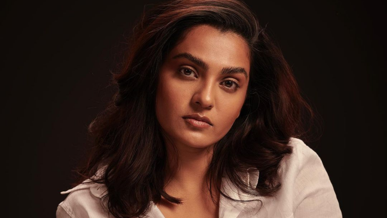 Parvathy: Actress Parvathy shares a cryptic note about reality being ...