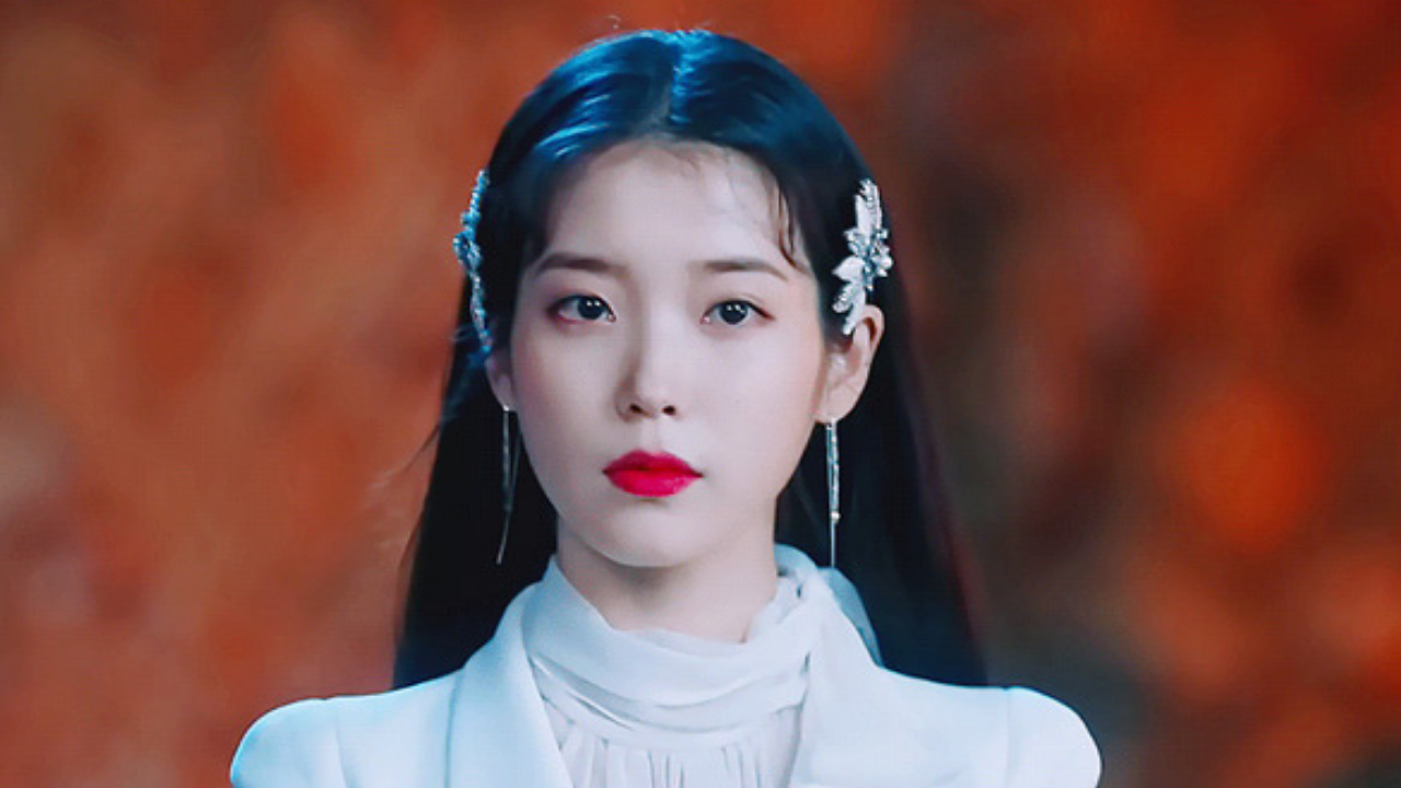 Love wearing clips? Try these tips and hacks from K-pop star IU, Korean ...