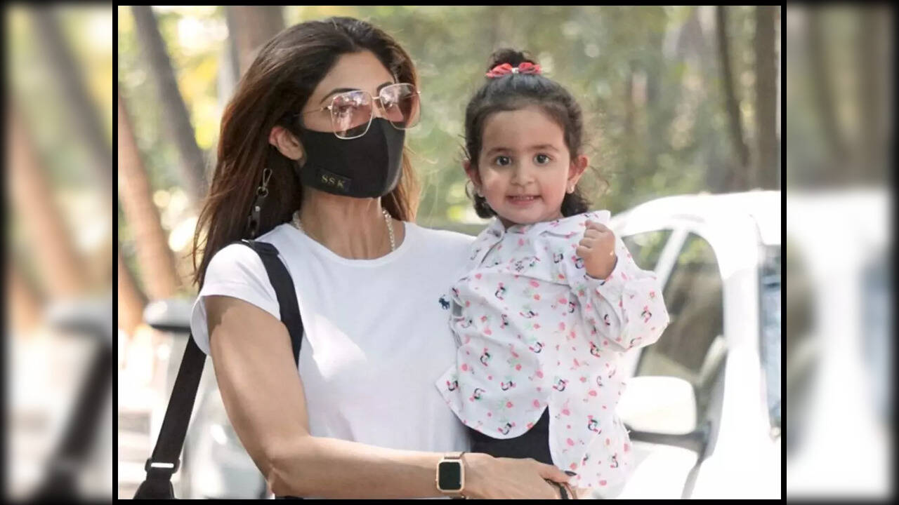 Shilpa Shetty steps out with daughter Samisha, her cute gesture towards ...