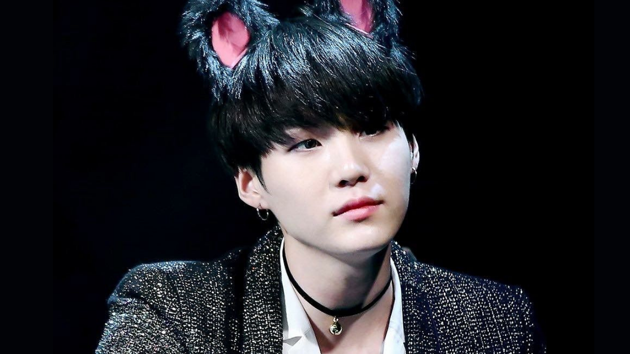 It's official! BTS has a resident cat enthusiast and its Suga; see his ...