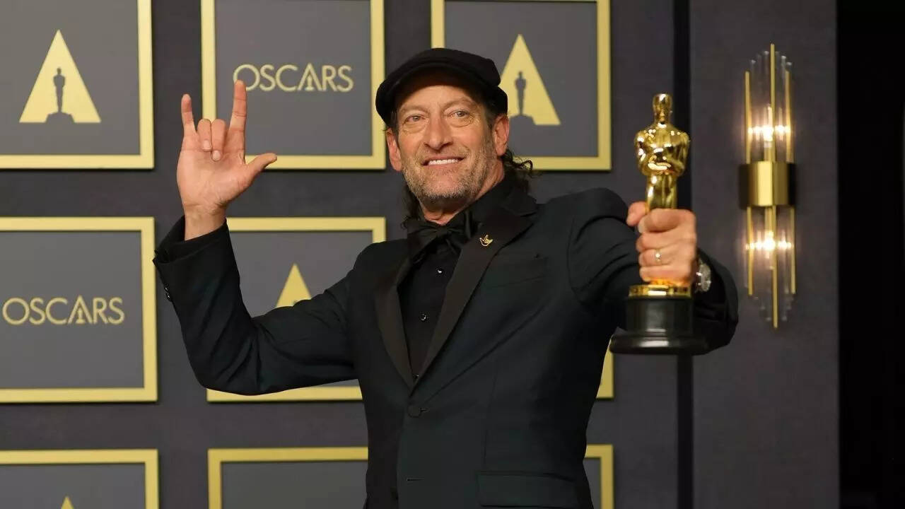 Deaf actor Troy Kutsur wins Best Supporting Actor Oscar for Coda ...