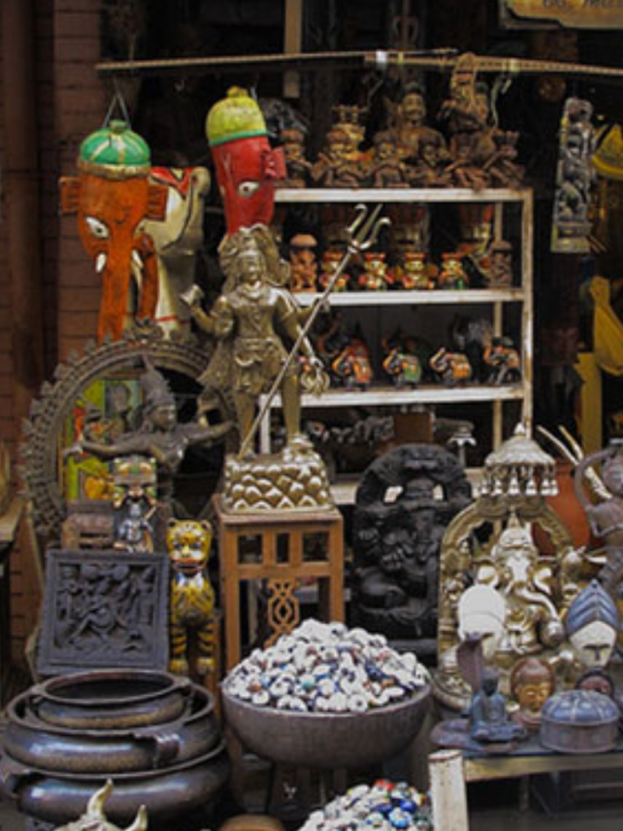 For shopaholics: Famous street markets in India | Times Now